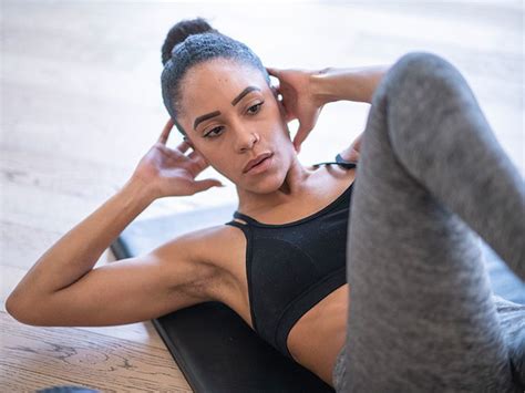 How To Do Crunches Safely And Other Exercise Options For Toned Abs