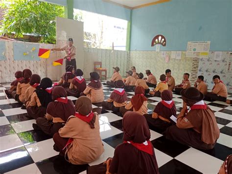 Serunya Belajar Semaphore Hingga Tampilan Semaphore Dance Pramuka Penggalang Sdn Jemirahan
