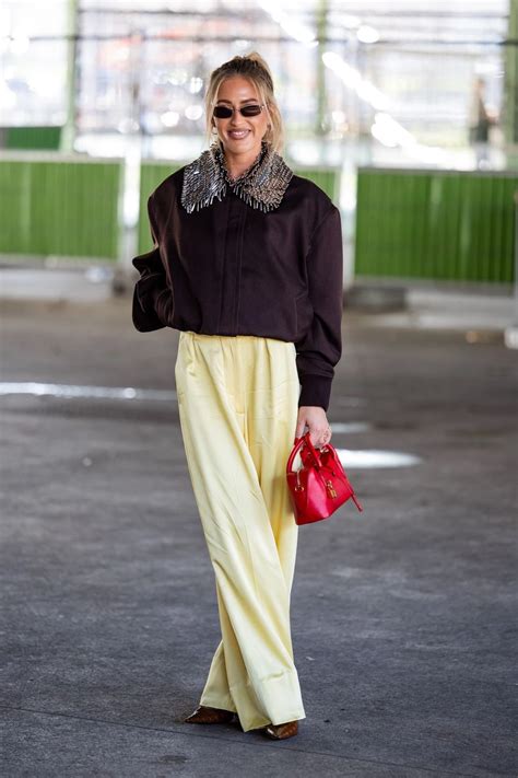 5 стильних образів з пастельними штанами на весну літо 2025 Читайте на Ukr Net