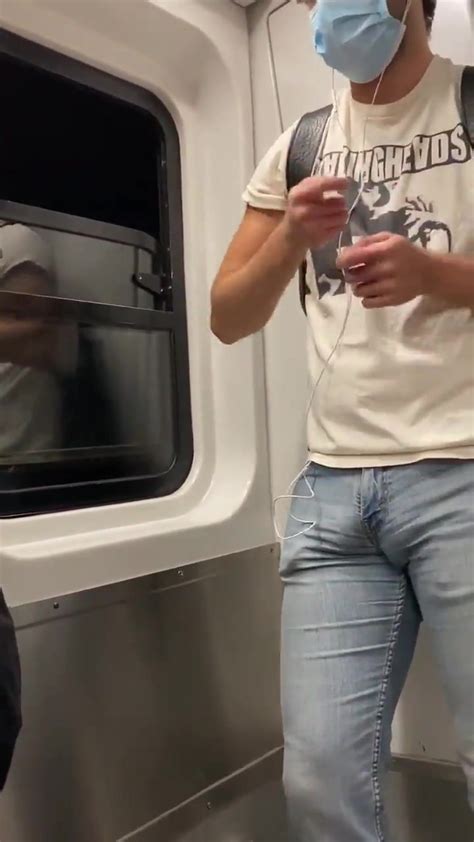 Bulge Sexy Bulge 582 Subway ThisVid Com