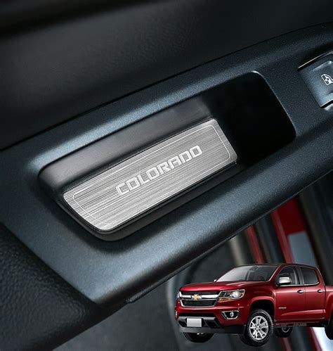 쉐보레 콜로라도 실내외 카본 몰딩 인테리어 튜닝용품 모음 필름 스티커 도어커버 도어스텝 도어포켓 악세사리 티몬