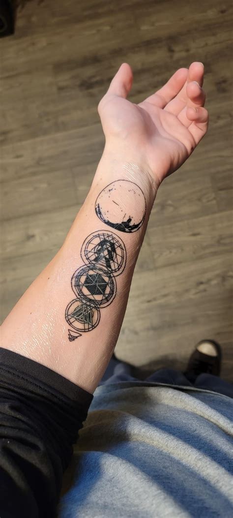 Destino Simbolo Tattoos