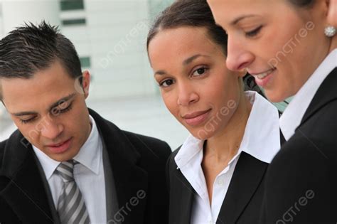 세 임원의 초상 사진 배경 및 무료 다운로드를위한 그림 Pngtree