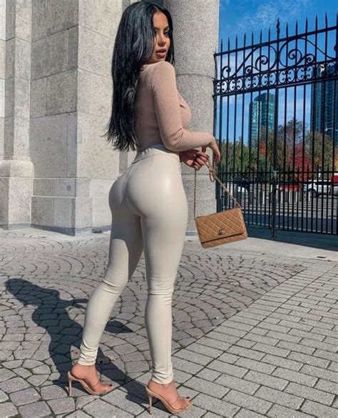 Girls And Fences Page Freeones Forum The Free Sex Community