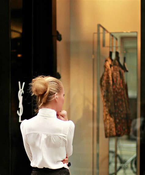 Theres Something Sexy About A Woman In A Tuxedo Manhattan Girl