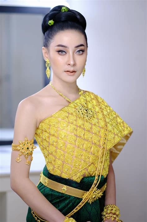 បវរកញ្ញាយុវវ័យអន្តរជាតិកម្ពុជា ស្រស់ស្អាតមិនចាញ់គ្នា