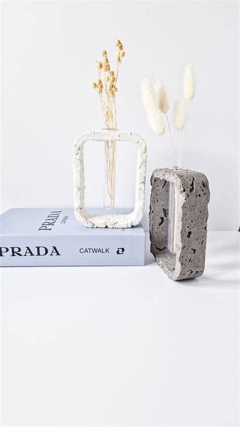 Вазы из бетона Код на Яндекс Маркете 102730545706