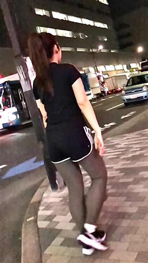 【横からの眺め249】ウォーキング中のムチムチお姉さんを並走で！ Pandg