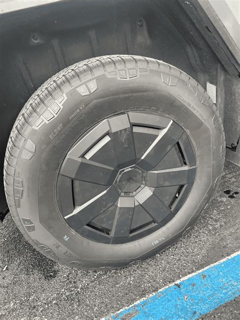 Inferred Payload Of Cybertruck Rivian Forum R1t R1s R2 R3 News Specs Models Rivn Stock