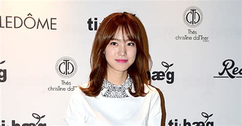 포토엔 진세연 점점 더 예뻐지는 실물 미모와 몸매서울패션위크