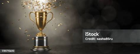 승리 목표 달성 개념입니다 컴퓨터 게임 1위 위너스 컵 업적 동급 최우수 트로피 상 최고 성과상 우승자 증서 3d 렌더링 1위에 대한 스톡 사진 및 기타 이미지 Istock