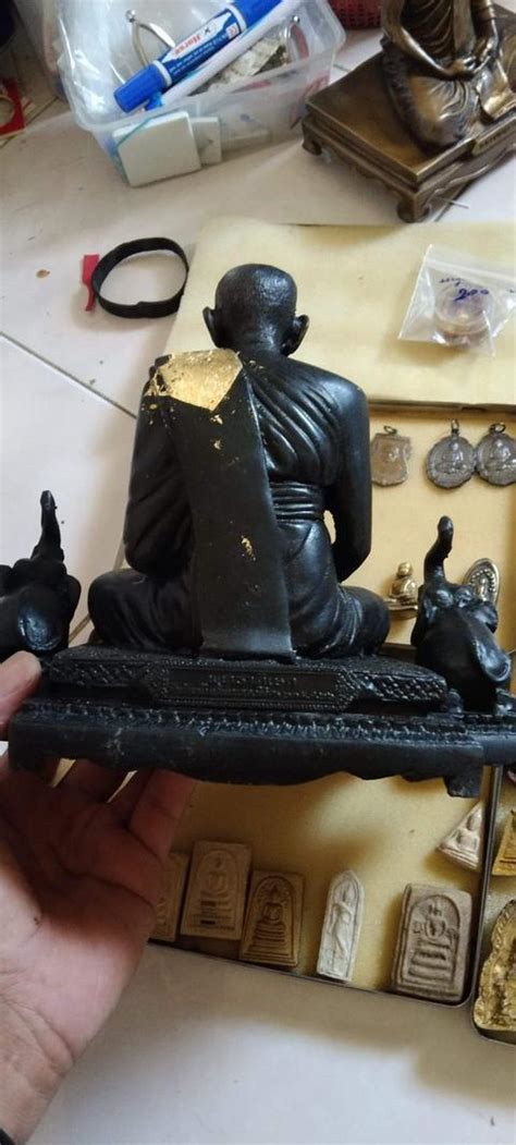 พระบูชาหลวงพ่อเงิน บางคลาน รุ่นช้างคู่ วัดท้ายน้ำ ปี 2526 หน้าตัก 5 นิ้ว ฐาน 6 7 นิ้ว Ennxo