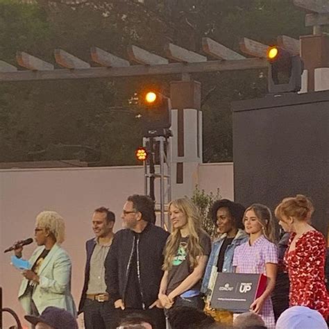 Izzy Sermon Fotos Tumblr Foto