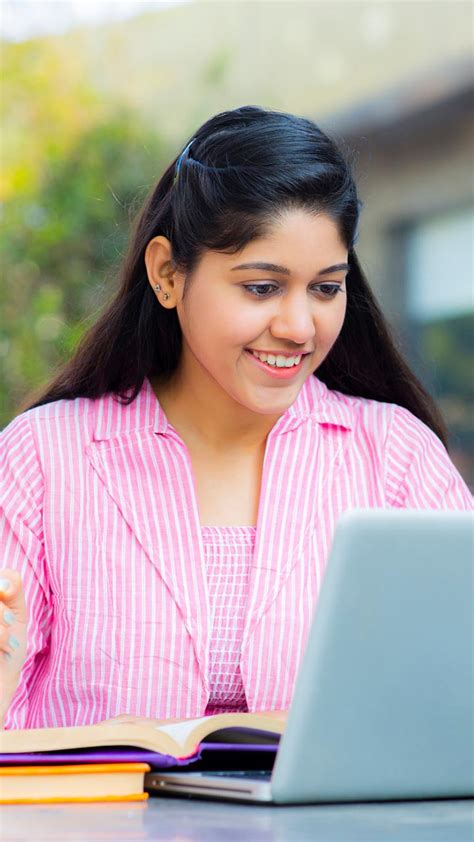 ഓഫിസിൽ സ്റ്റാറാകാം മികച്ച ആശയവിനിമയശേഷിയിലൂടെ Enhance Writing Skills