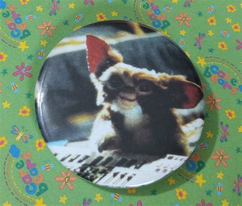 Gremlins Gizmo 2 25 Inch Button Etsy