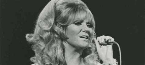 Voices Of The 60s Female Singers Who Defined A Decade Gigwise