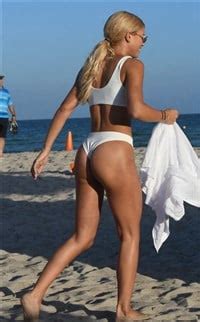 Sofia Richie Pussy Lips Nips And Ass Candid Bikini Pics