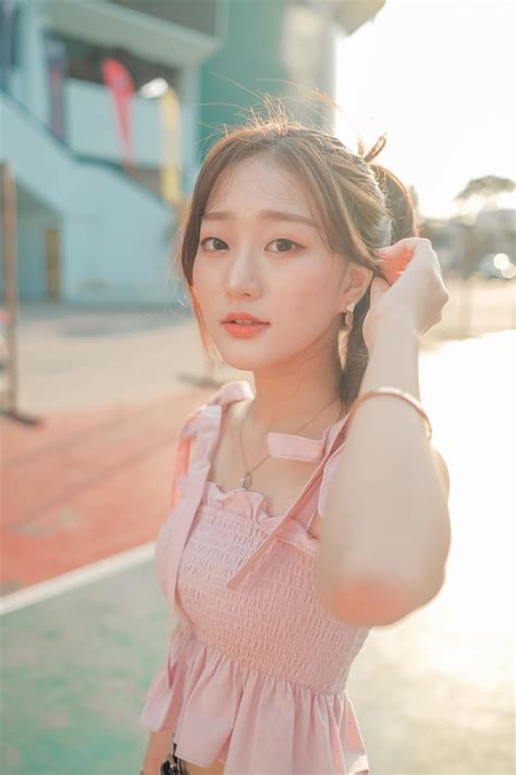 Korean Cute Girl Haeun Hana Afternoon Stroll Around City Streets