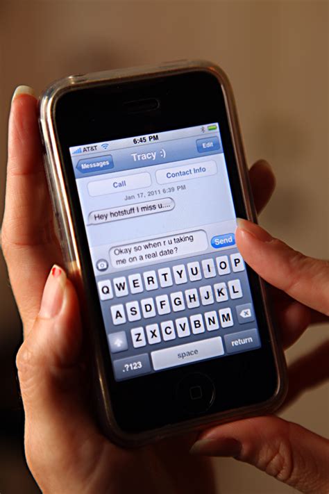 OPP Warns Teens About Dangers Of Sexting Prince Edward County News Countylive Ca
