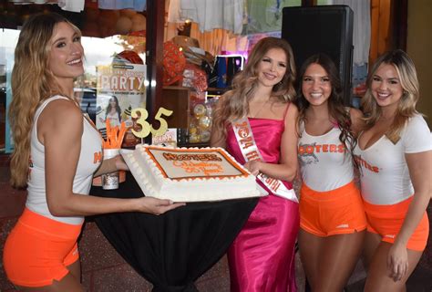 Hooters Closing Underperforming Restaurants In Florida Us
