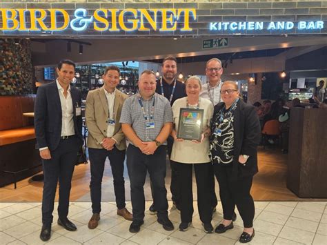 Glasgowairport Teamrecognition Hospitalityawards Employeeachievements Saurabh Suri