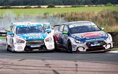 Mind The Gap By Steve Hindle Transmissionone Facebook