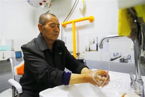 河北张家口适老化改造便老惠老 人民图片网