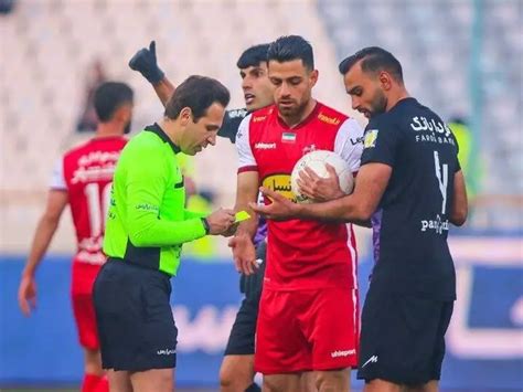 با اعلام فیفا؛ قضاوت حسن اکرمی با دو کمک ایرانی در مقدماتی جام جهانی ۲۰۲۶ ایران اینترنشنال