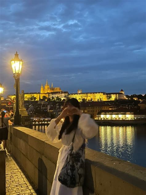 참 좋은 여행 7박 9일 동유럽 3국 패키지 체오헝 2일차프라하하벨시장 카를교 존레논벽 프라하성 올드카투어 스타벅스 천문시계탑 바플라프광장 프라하