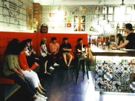 이성실요리커피제빵학원 지난 시간의 커피바리스타양성과정의 수업사진입니다~~ 커피의 기본인 핸드드립을