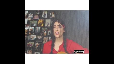 کلیپ گیتار زدن دختر غمگین