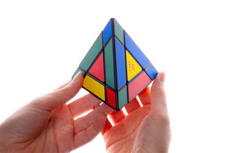 Pyraminx Edge Recent Toys