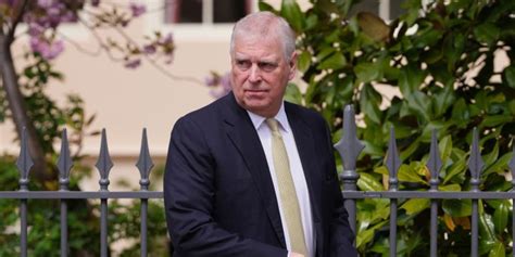 Prinz Andrew Sex Klägerin Behauptet Ehemann Schlug Mich Nau Ch