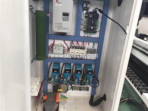 Kleine Cnc Freesmachine Met Automatische Gereedschapswisselaar Atc Stylecnc