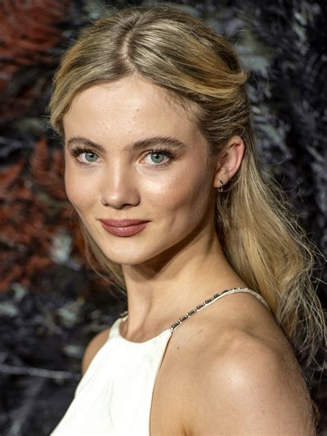 Freya Allan Biography And Movies