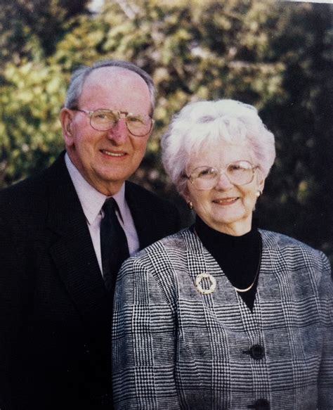 Casper Eugene Munson 1920 2009 Find A Grave Memorial