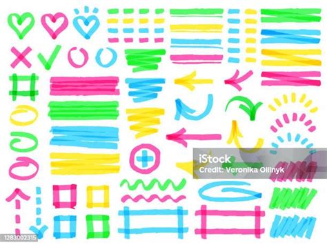 마커를 강조 표시합니다 다채로운 마커 스트로크 노란색 하이라이트 화살표 프레임 및 체크 마크 녹색 손으로 그린 기호 벡터 일러스트 레이션 세트 형광펜에 대한 스톡 벡터 아트