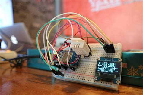 👏👏 คอร์สเรียน Arduino พื้นฐาน และคอร์ส Arduino Advanced เรียนจบเเล้ว คุณจะมีไอเดียไปต่อยอดโปรเจค