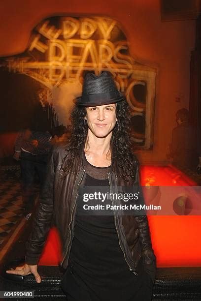 Amanda Demme Photos Photos And Premium High Res Pictures Getty Images