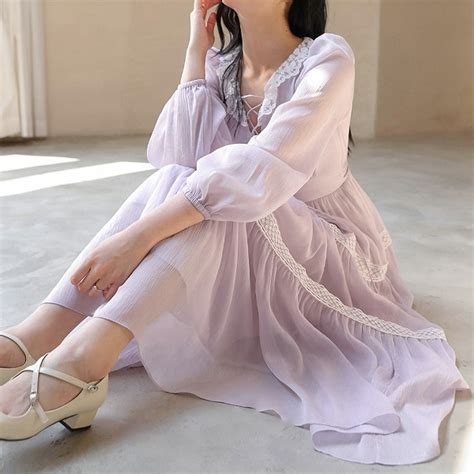 로맨틱 레이스 카라 셔링 플레어 쉬폰 롱 원피스 1color 에이블리