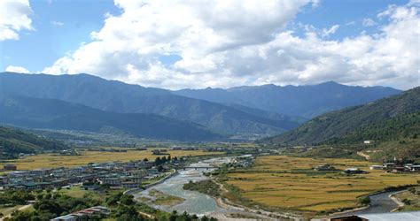 Windows Bhutan 3 Above The Himalaya