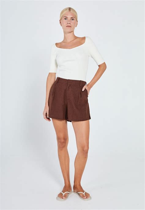 Esma New Shorts Brown