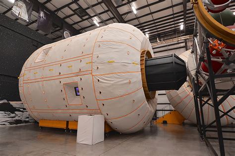 Así Es La Nueva Cápsula Espacial De La Nasa Construida Por Boeing Infobae