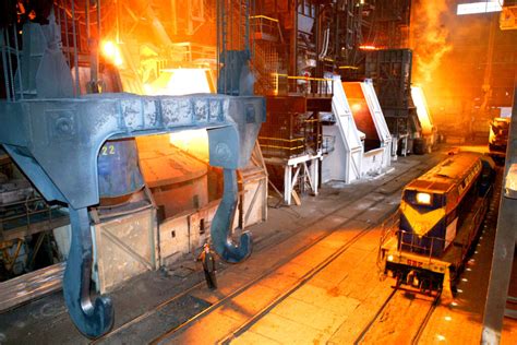 «АрселорМіттал Кривий Ріг призупинив виробництво сталі щоб зменшити споживання води «Лица