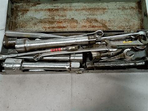 Heavy Duty Assorted Tool Set Silver Multi Color Dutch Goat