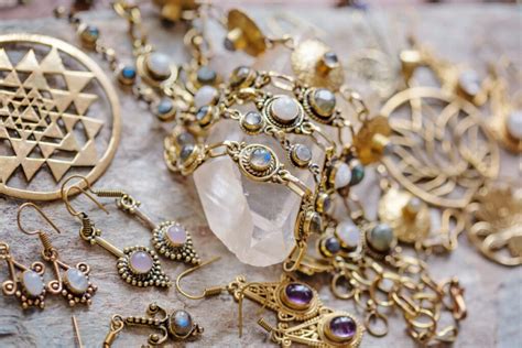 Valuable Vintage Costume Jewelry Identification With Rare Finds