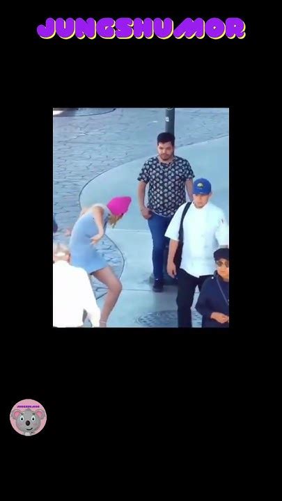 섹시한 서양녀의 광기 웃긴영상 Youtube