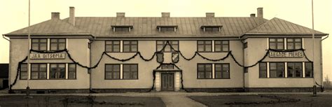 Koolimaja Lugu Puhja Vana Koolimaja Minevik Olevik Ja Tulevik