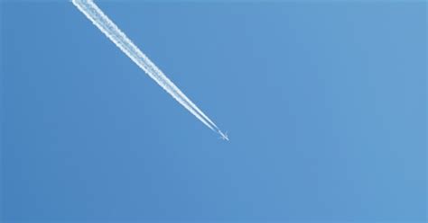 그리스 조종사 전투기 몰고 터키 넘어가 현금 인출