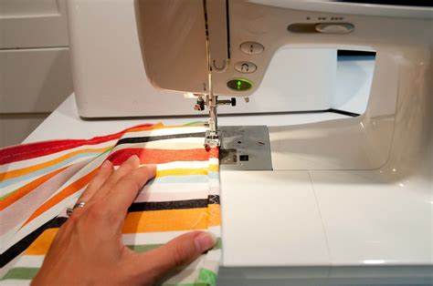 Aesthetic Nest Sewing Quick Mitered Table Runner Tutorial